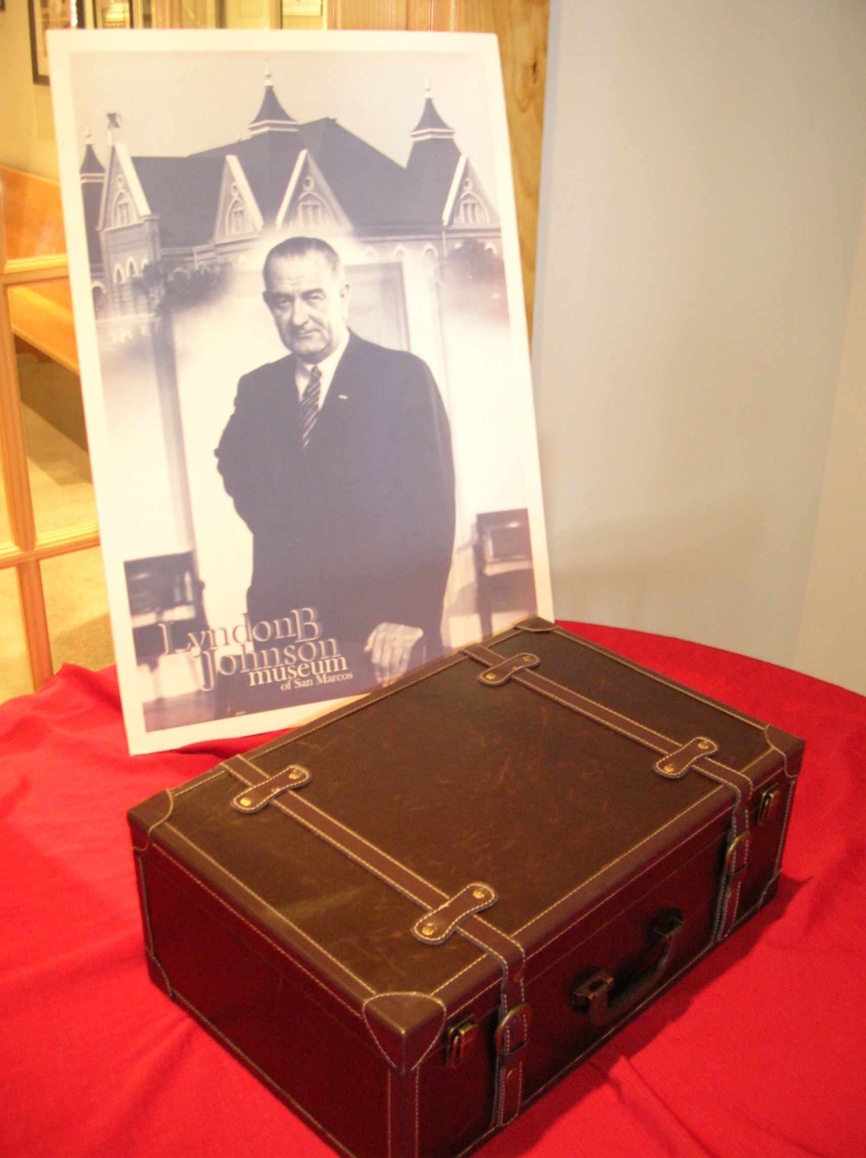 Permanent Exhibit: – lbjmuseum.com/